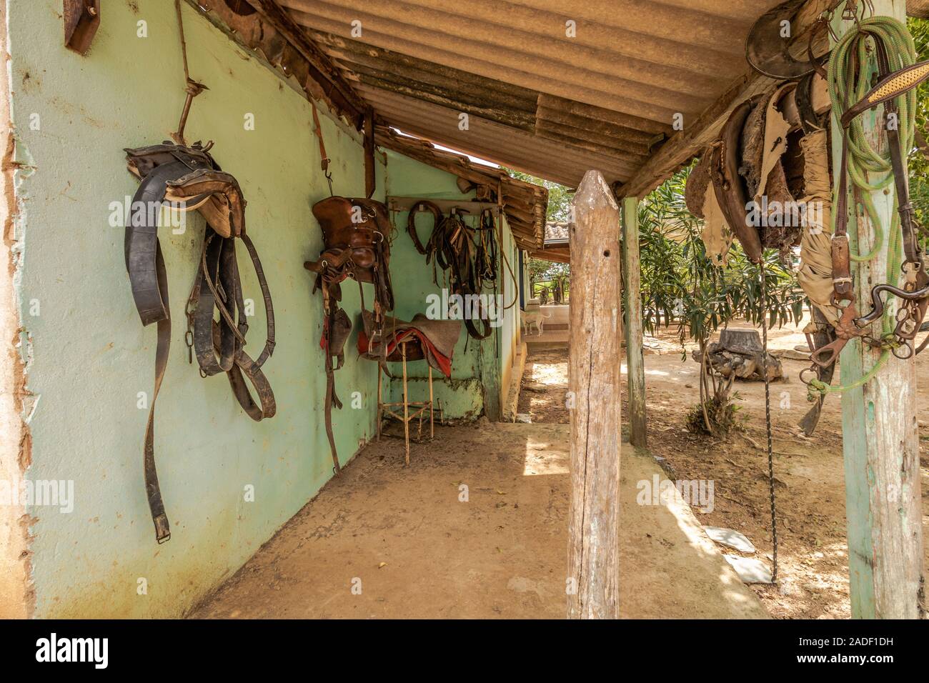 Old traditional farm hi-res stock photography and images - Alamy