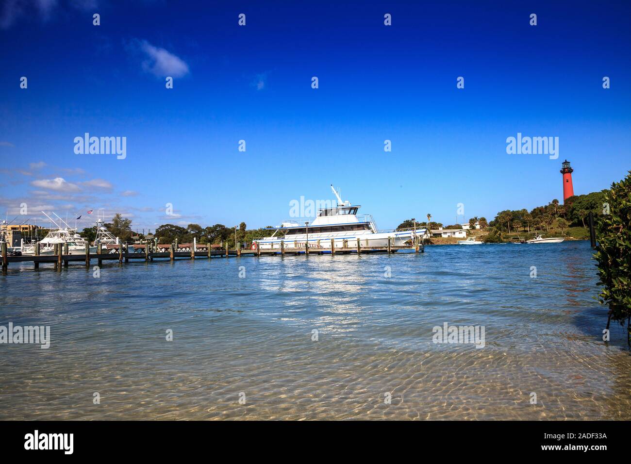 Jupiter Inlet Lighthouse from across the water in Jupiter, Florida ...