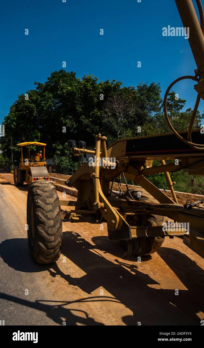Motor grader leveling ground on hi-res stock photography and images - Alamy