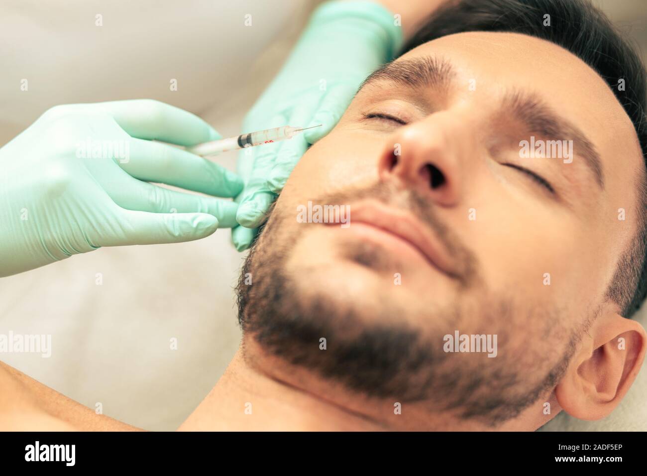 Close up of the vitamin injection into the facial skin Stock Photo - Alamy