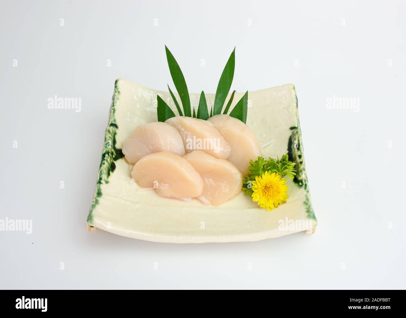 Ceramic scallop shell hi-res stock photography and images - Alamy