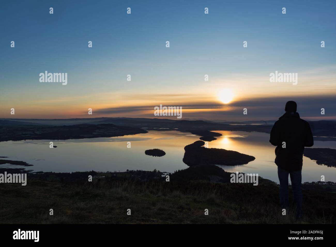 Watch the sun go down hi-res stock photography and images - Alamy