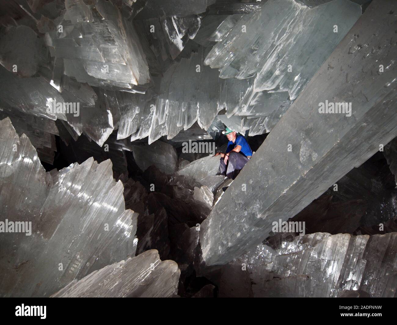Cave of Crystals. Geologist in the Cave of Crystals (Cueva de los ...