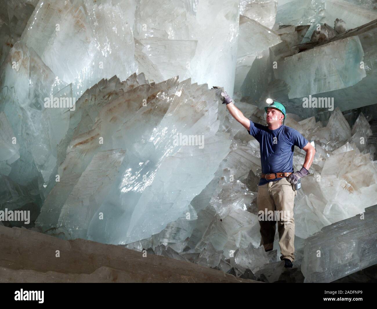 Cave of Crystals. Geologist in the Cave of Crystals (Cueva de los ...