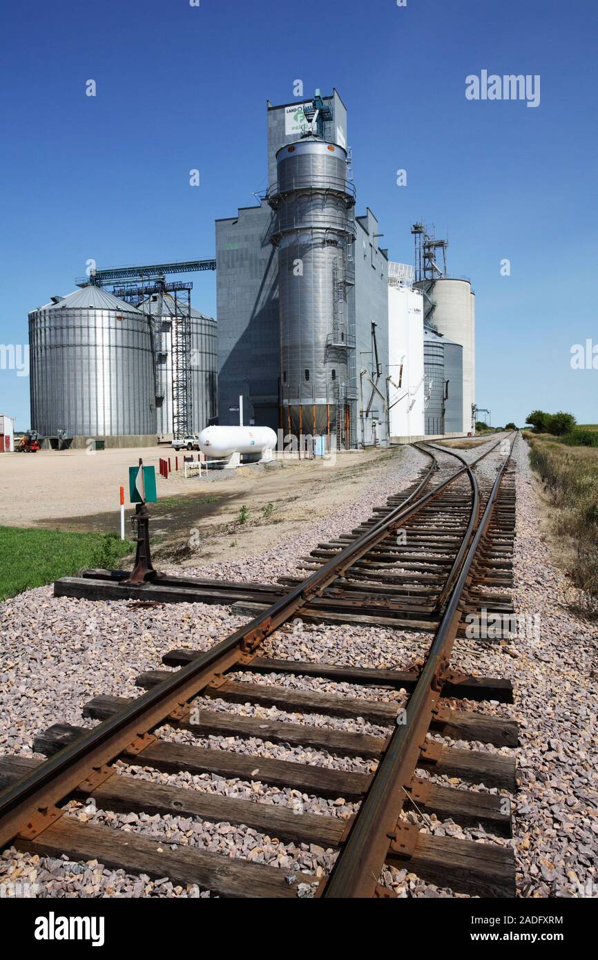 Grain silos by a rail siding. Photographed in Minnesota, USA Stock ...