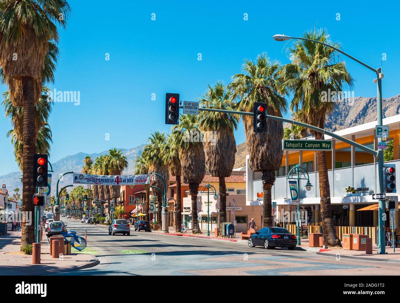 Palm springs hi-res stock photography and images - Alamy