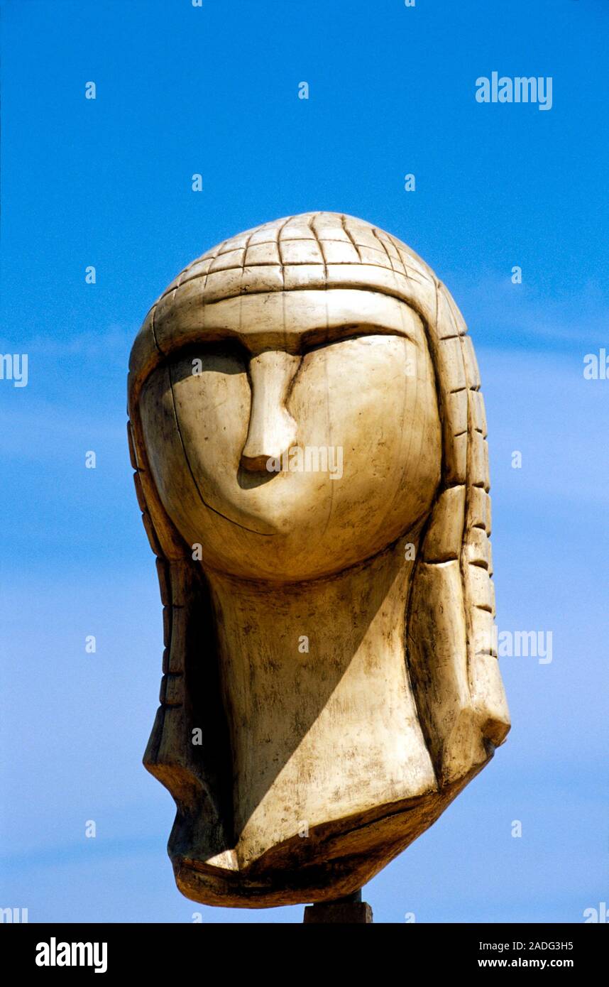 Statue of the Lady of Brassempouy. Large replica of the Lady of ...