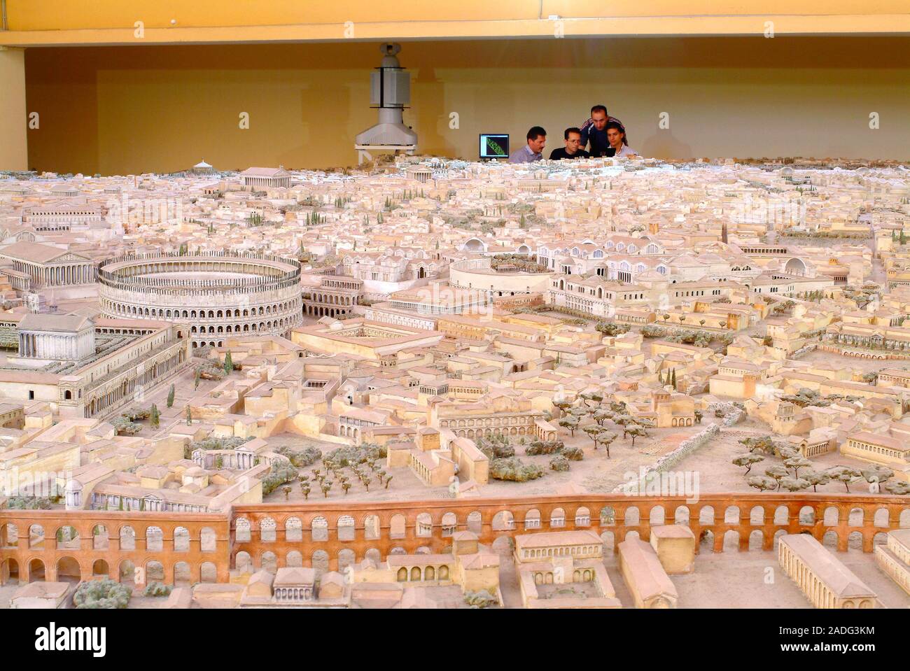 4th century Rome, virtual reality model. Researchers using scanning ...