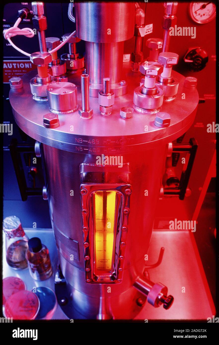 Fermentation vat. Vessel for the fermentation of microorganisms ...
