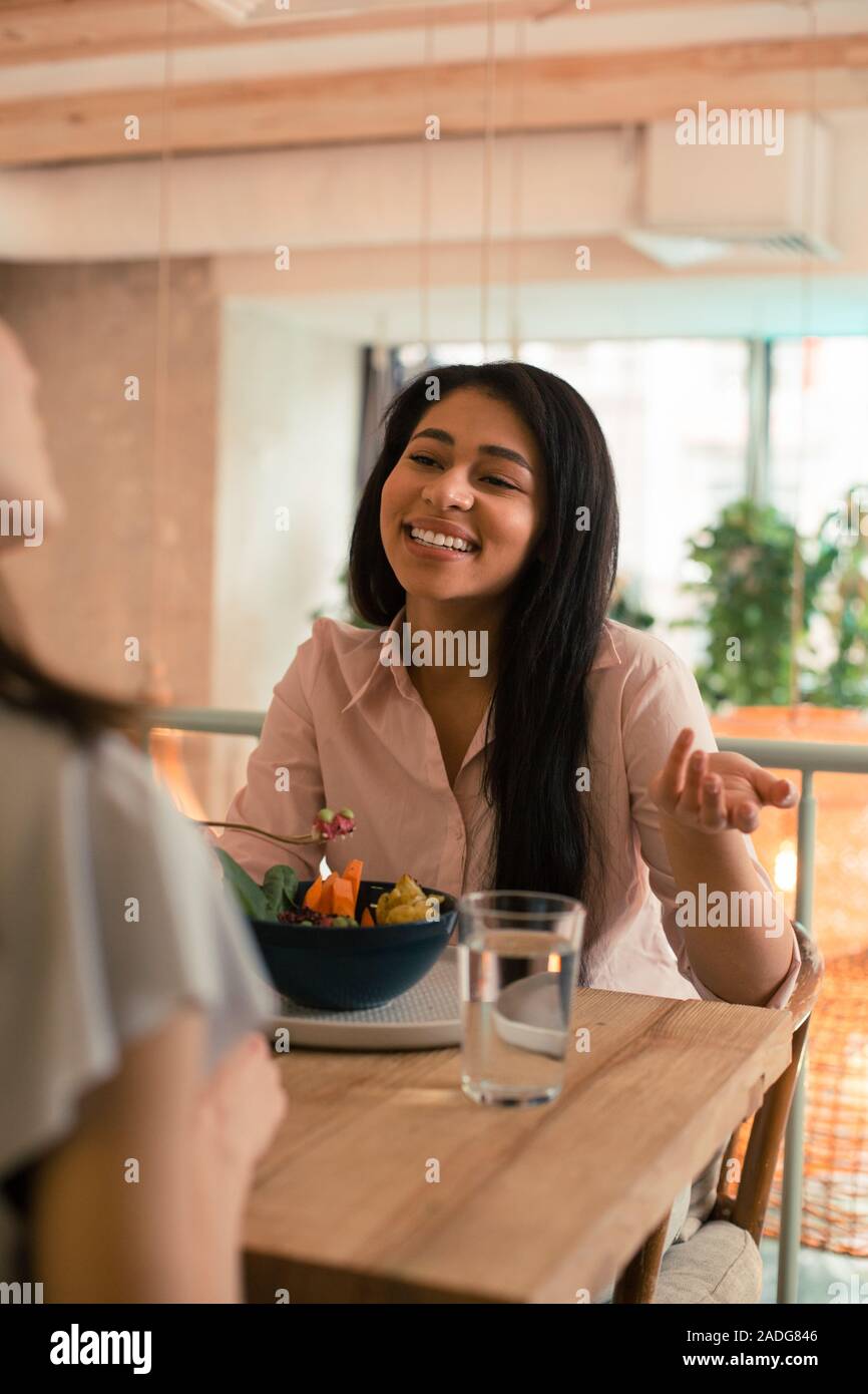 Relaxed lunch hi-res stock photography and images - Alamy