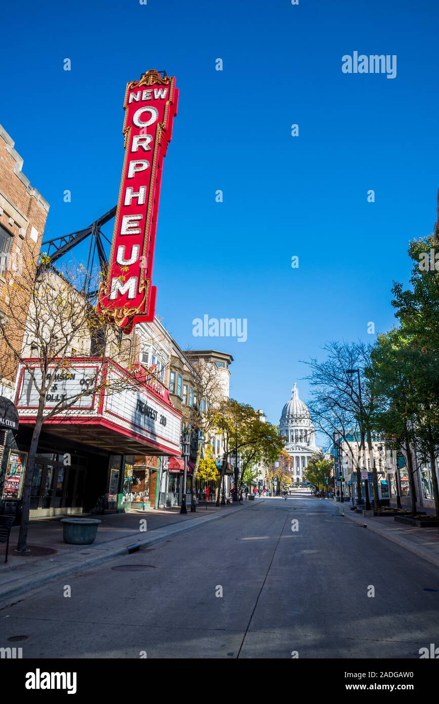 View of Wisconsin State Capitol from State Street in downtown, Madison ...