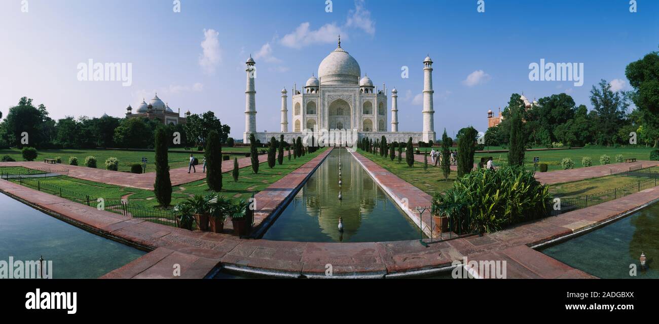 Facade of a mausoleum, Taj Mahal, Agra, Uttar Pradesh, India Stock ...