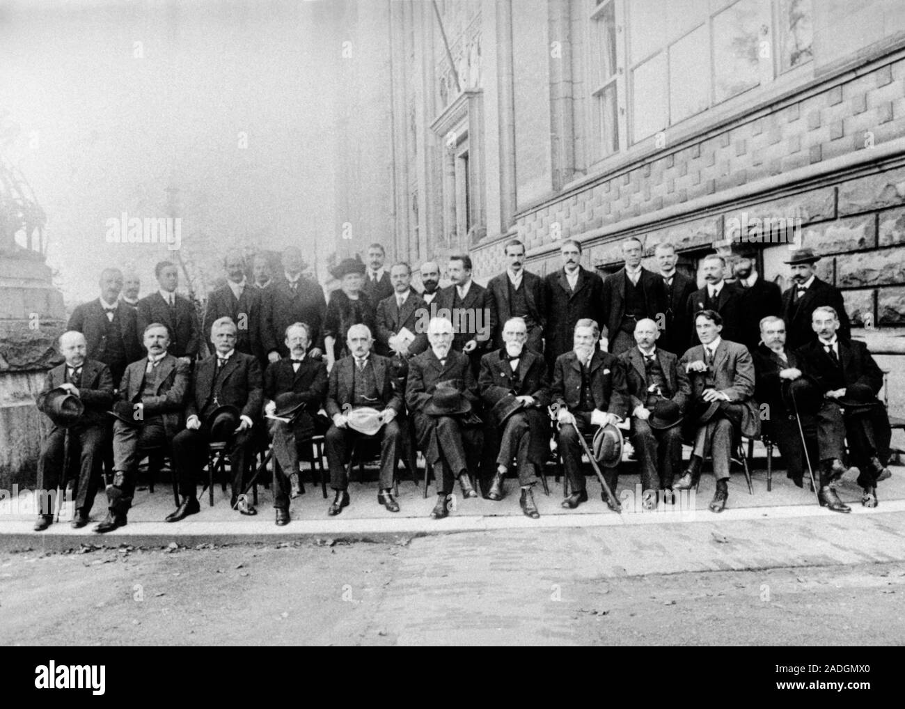 Group portrait of the scientists who participated in the second Solvay ...