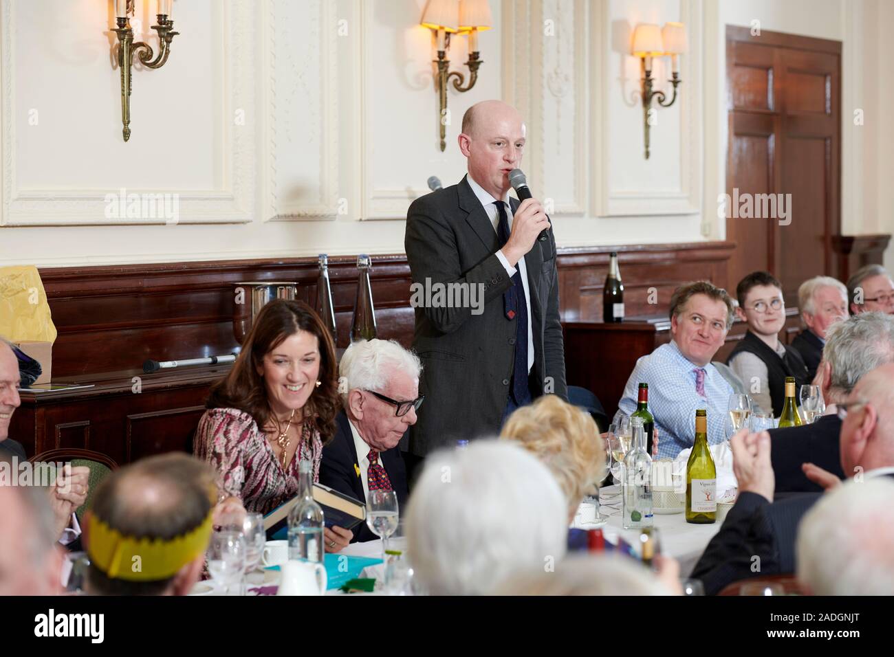 Harry mount speaking hi-res stock photography and images - Alamy