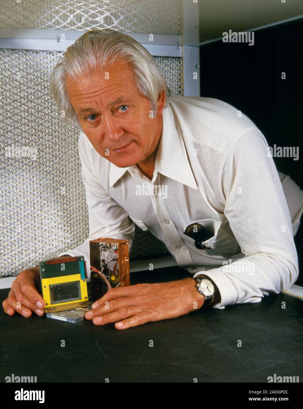 Georges Charpak (1924-2010), French physicist and Nobel Laureate ...