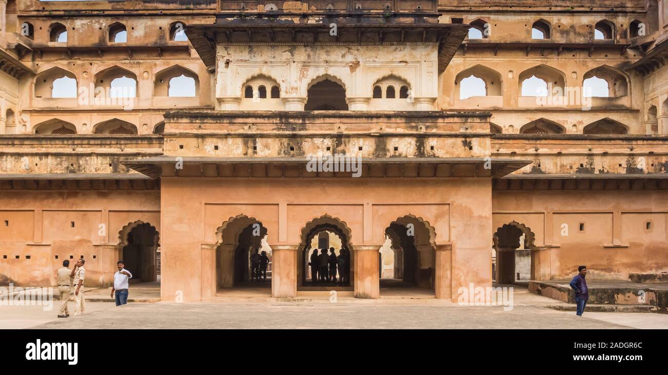 Panorama of the courtyard of the historic fort in Orchha, India Stock ...