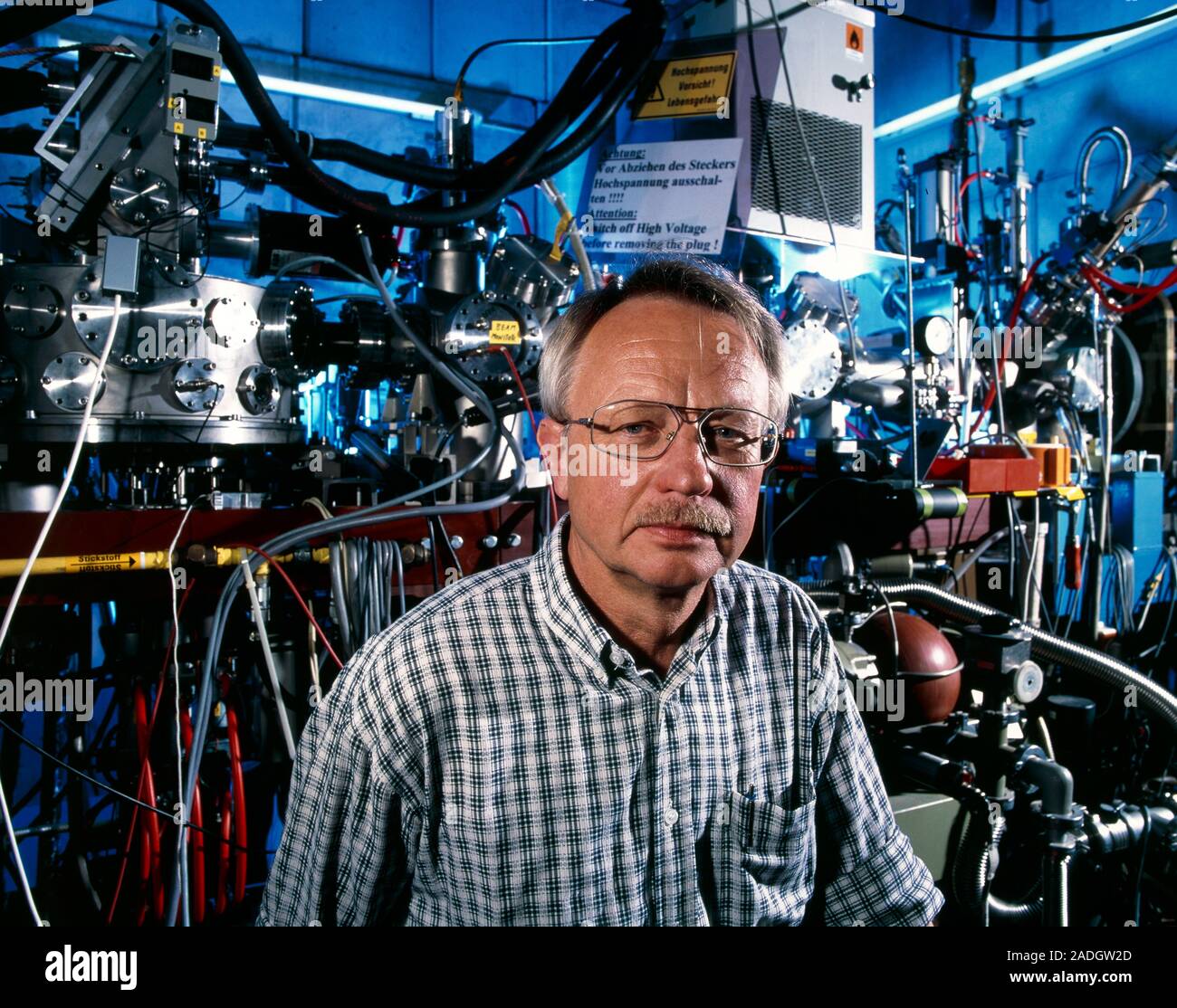 Sigurd Hofmann. Portrait of Sigurd Hofmann, German particle physicist ...