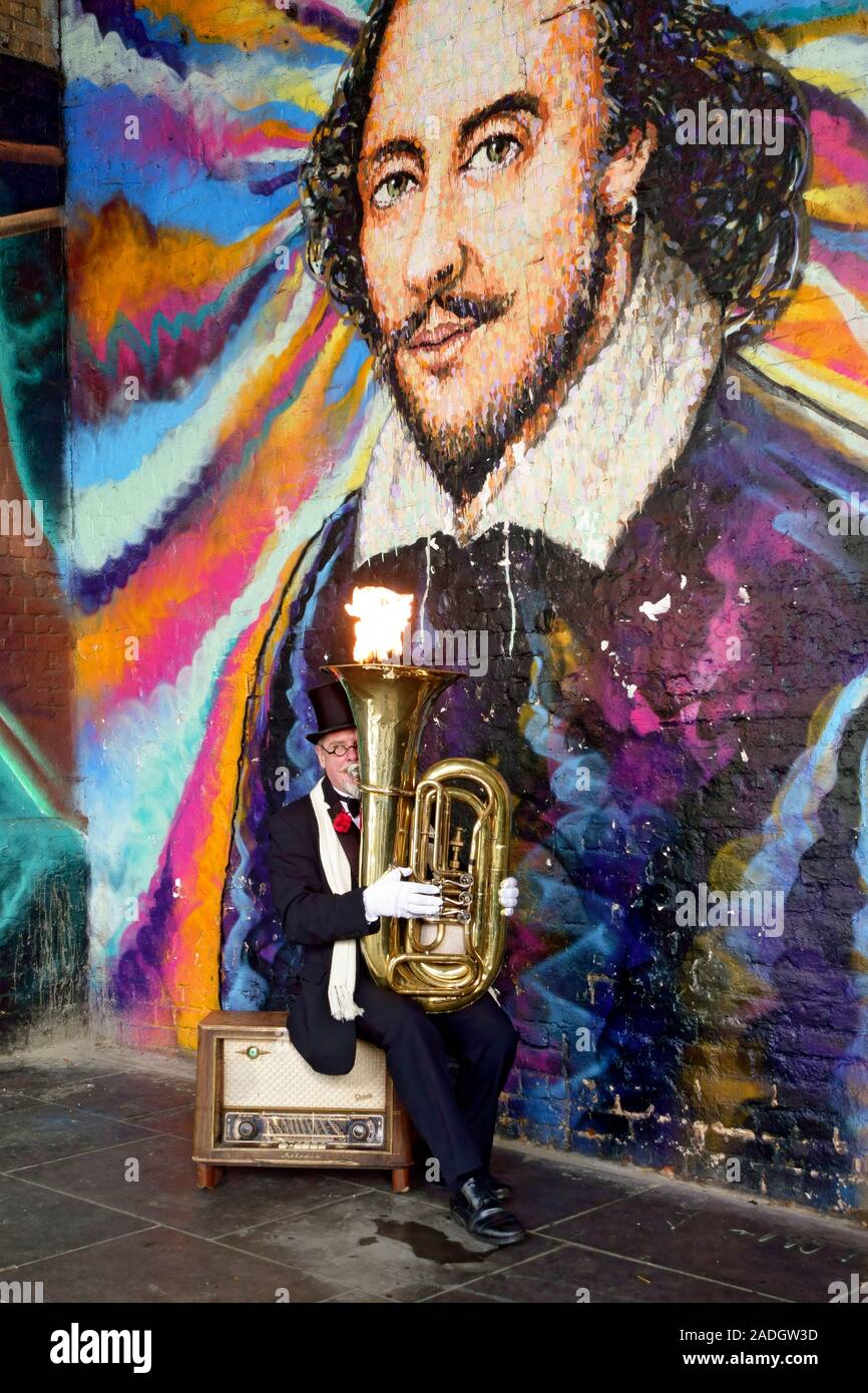 Shakespeare mural hi-res stock photography and images - Alamy