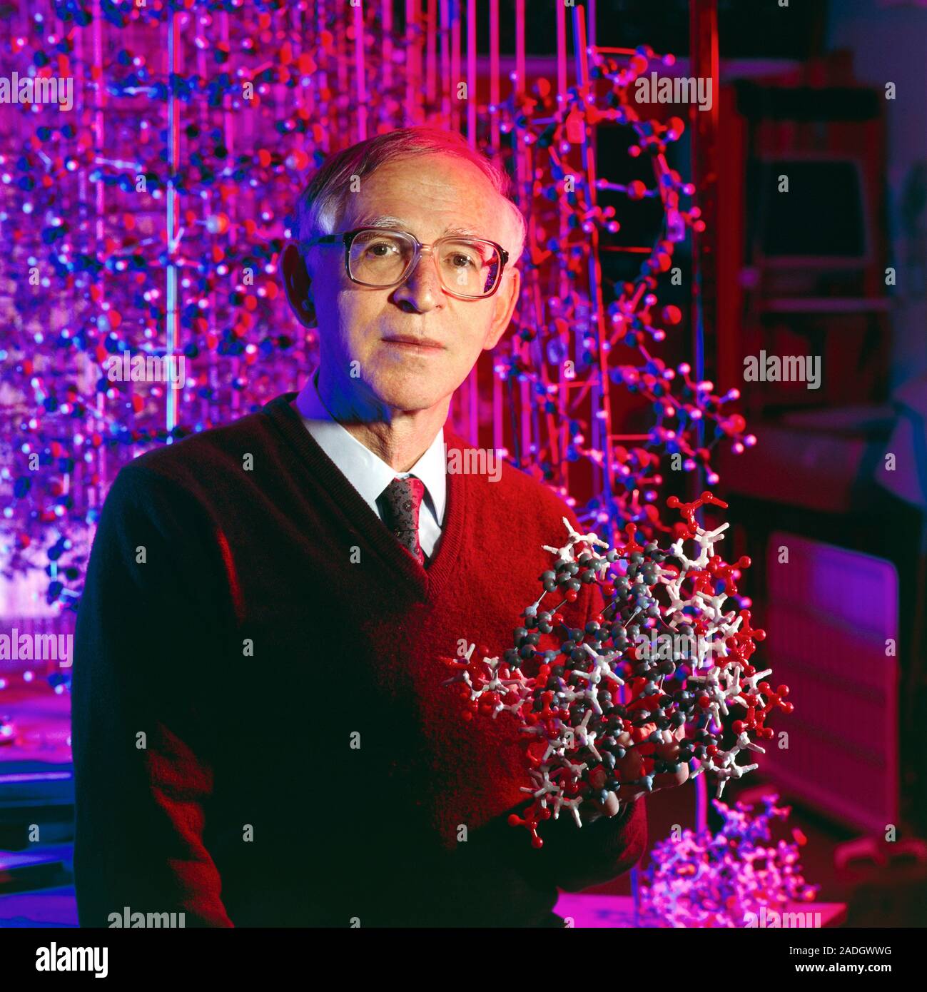 Sir Aaron Klug, molecular biologist. Sir Aaron Klug (born 1926) studied ...