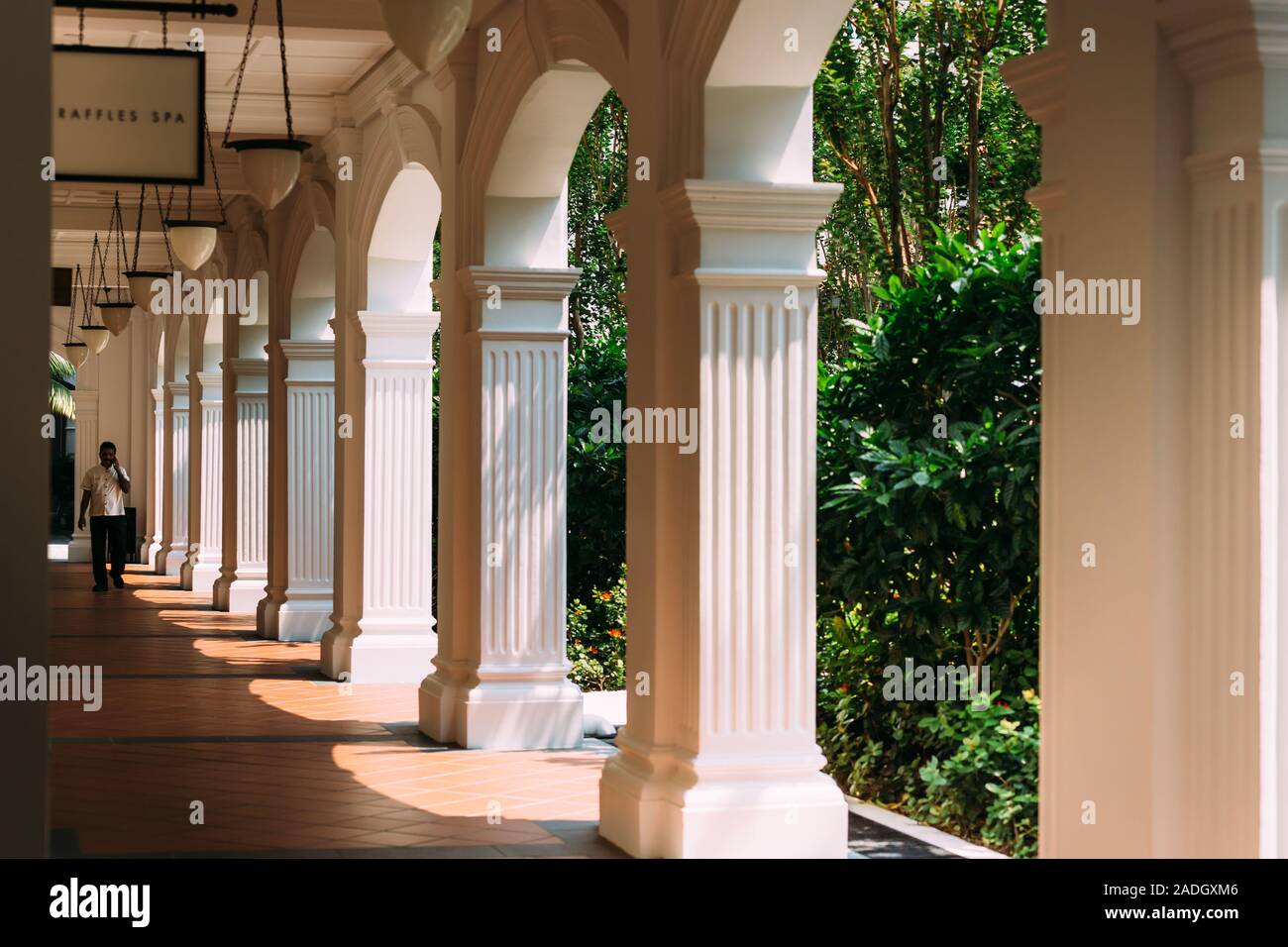 Singapore-09 NOV 2019:Singapore raffles shopping arcade building ...