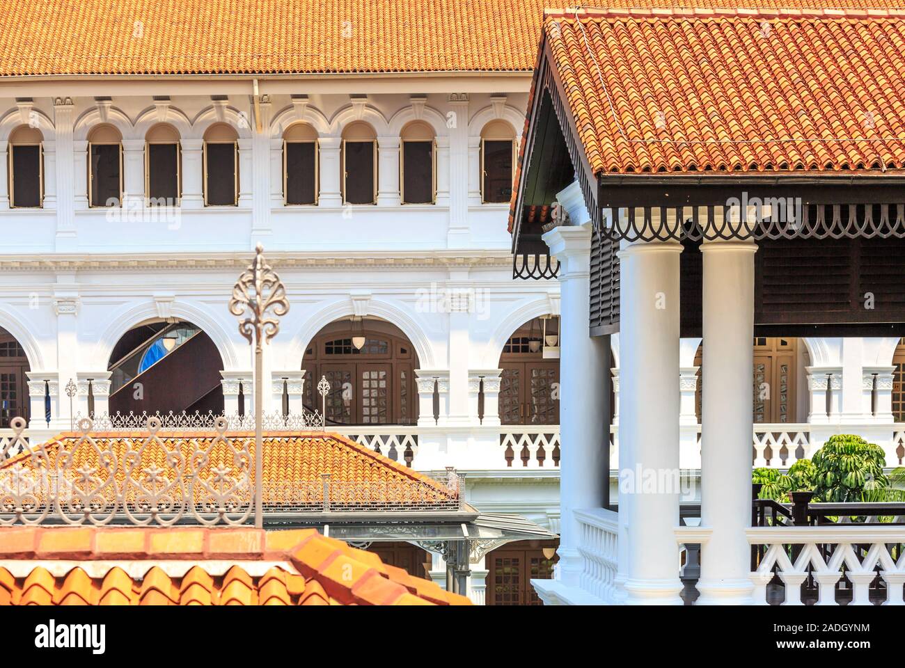 Singapore-09 NOV 2019:Singapore raffles shopping arcade building ...
