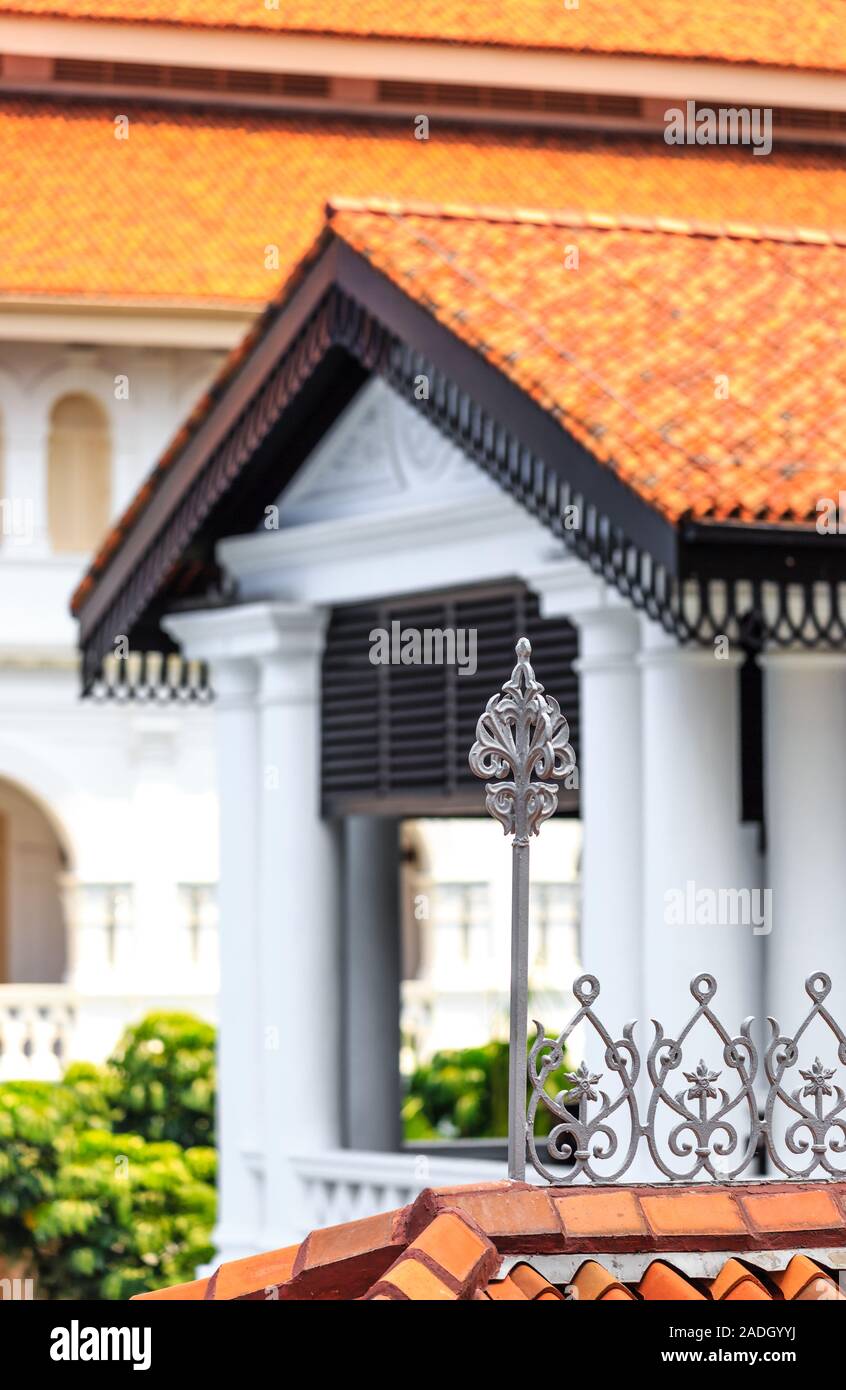 Singapore-09 NOV 2019:Singapore raffles shopping arcade building ...