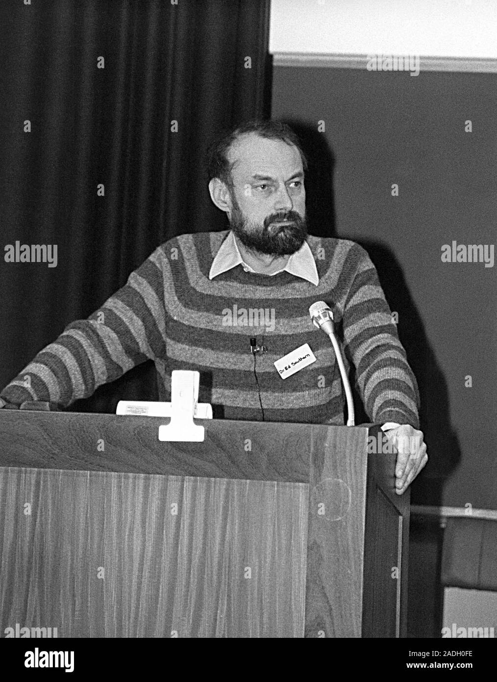 Edwin Southern (born 1938), British biologist and deviser of the DNA ...