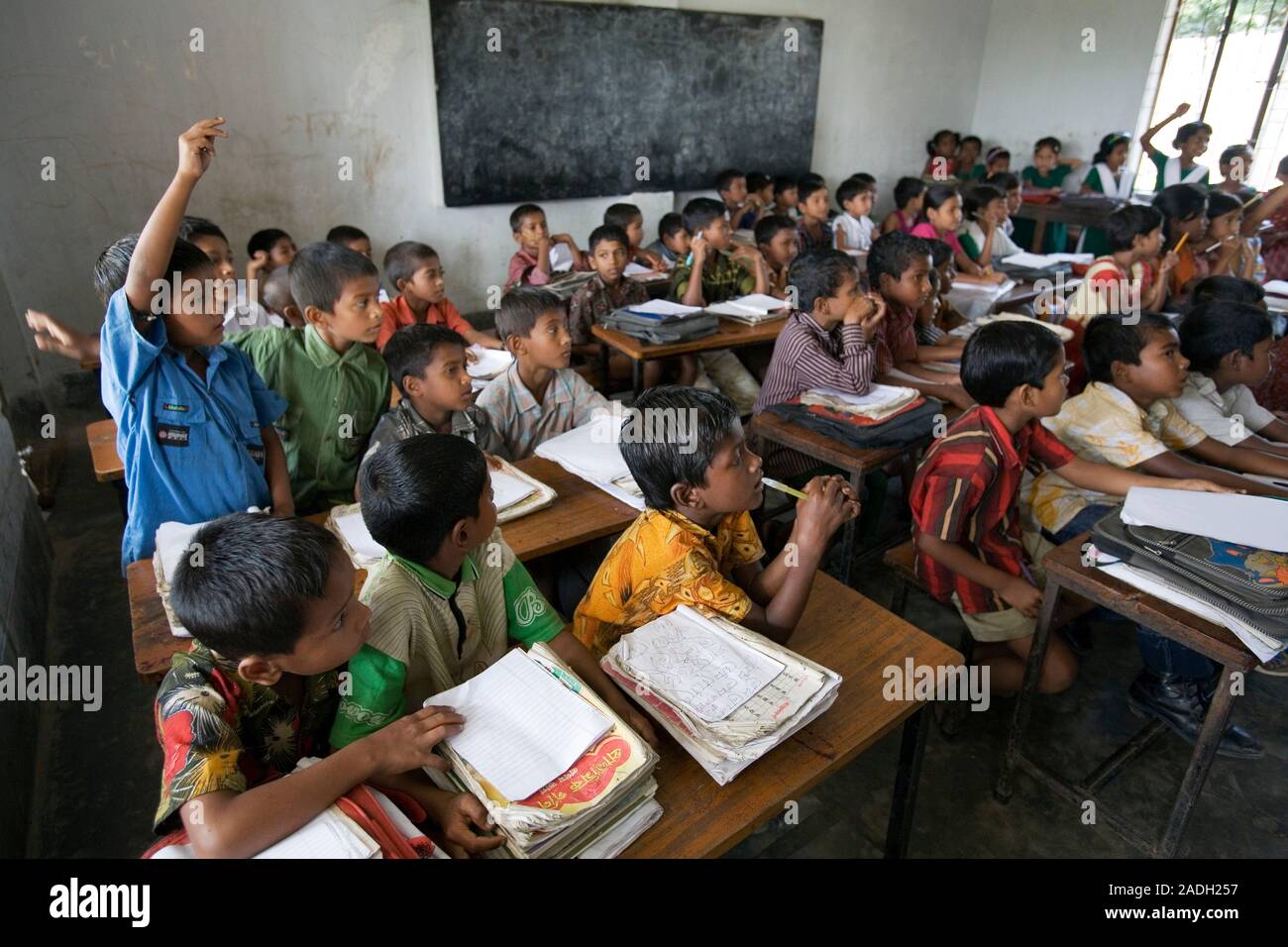 MODEL RELEASED. Bangladeshi village school. Children in a school class ...