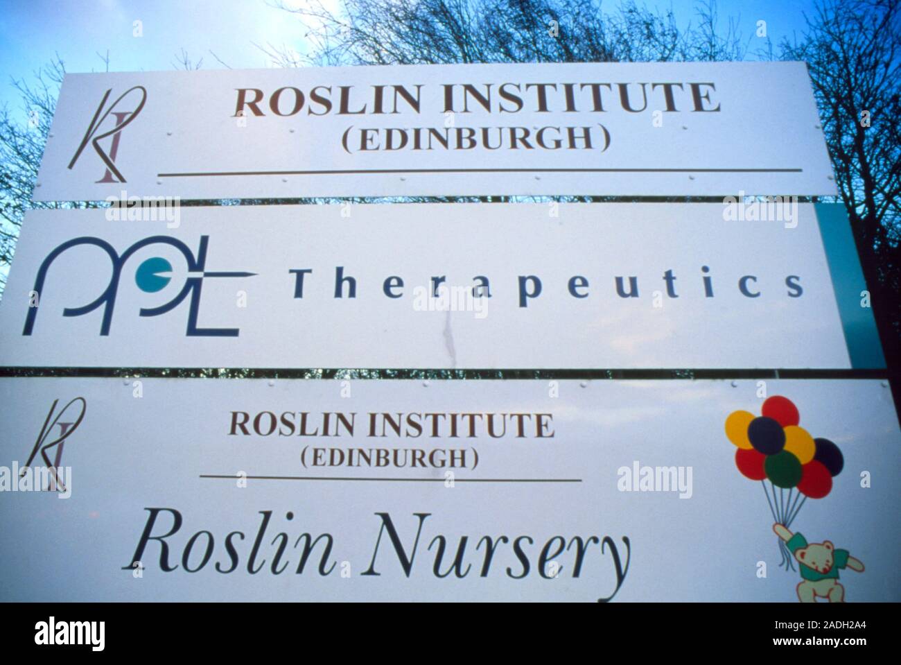 Roslin Institute sign. Entrance sign outside the Roslin Institute in ...