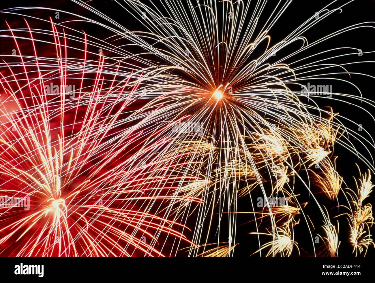Fireworks. Time-exposure image of an aerial firework display Stock ...
