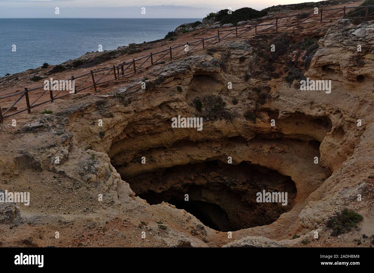 Sedimentary rock on cliffs hi-res stock photography and images - Alamy