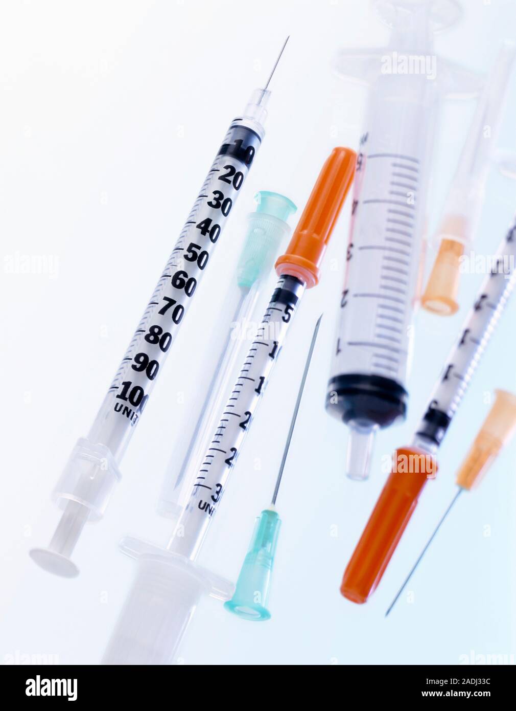 Syringes. Empty syringes with needles Stock Photo - Alamy