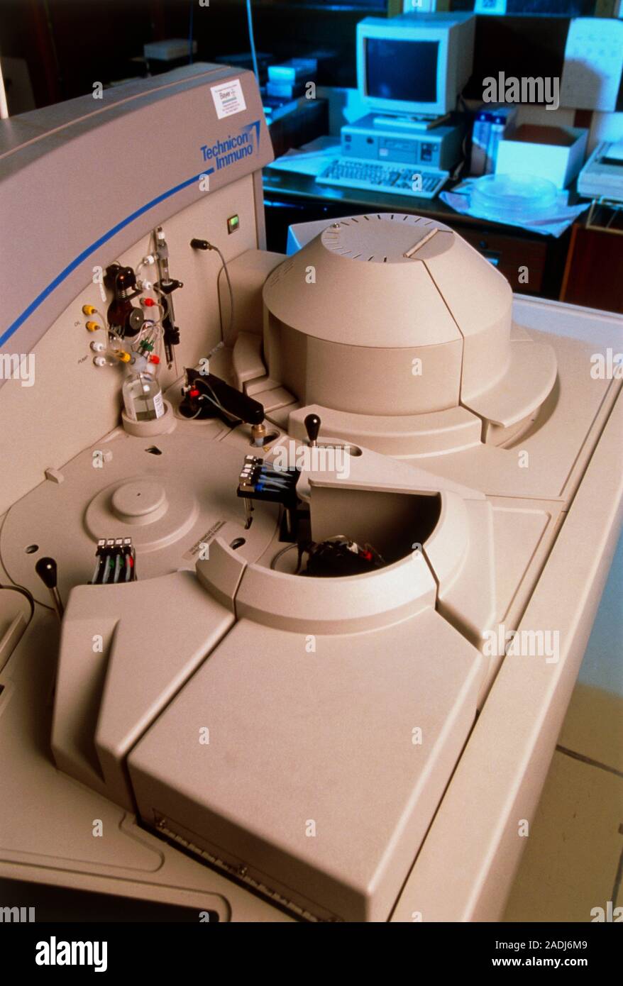 Blood analyser. View of a Technicon Immuno 1 automatic blood analysis ...