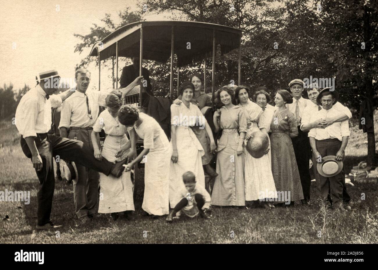 Family celebration 1900s hi-res stock photography and images - Alamy