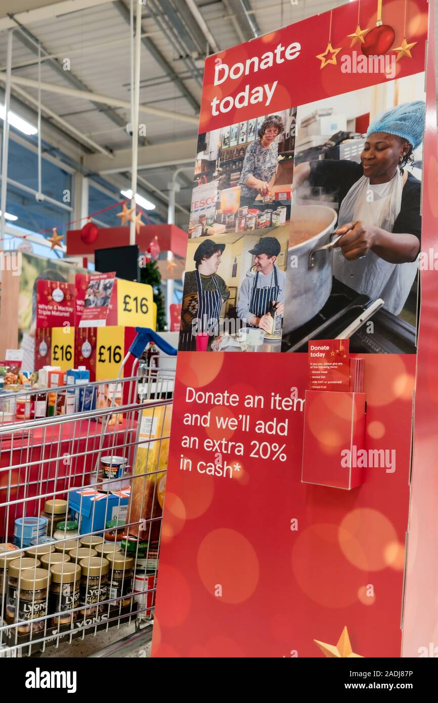 Tesco leaflets bank hi-res stock photography and images - Alamy