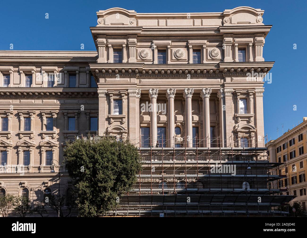 Regia e hi-res stock photography and images - Alamy