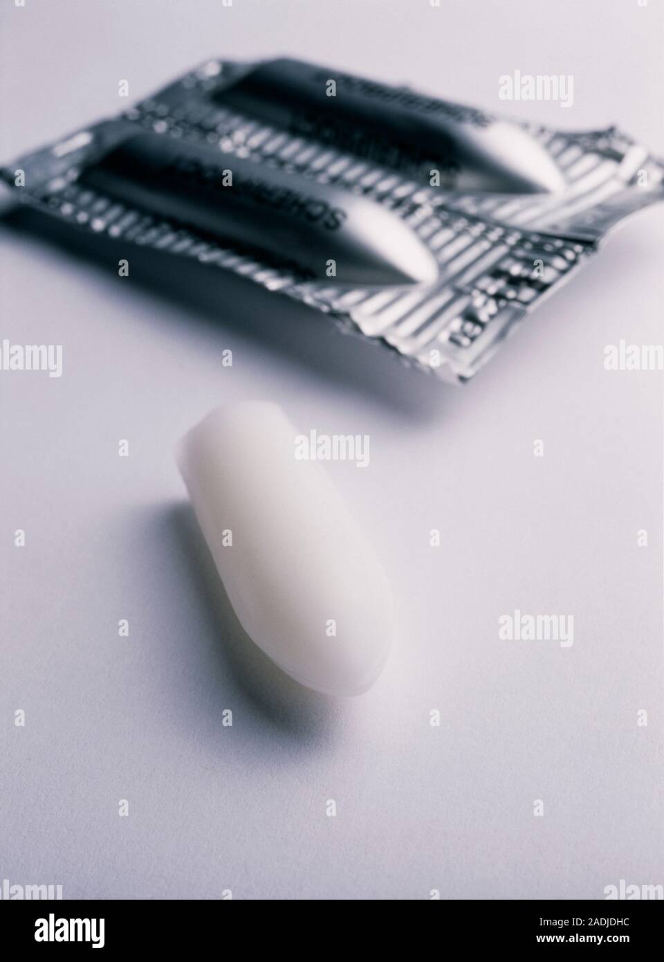 Anti-inflammatory suppository. Suppository containing anti-inflammatory ...