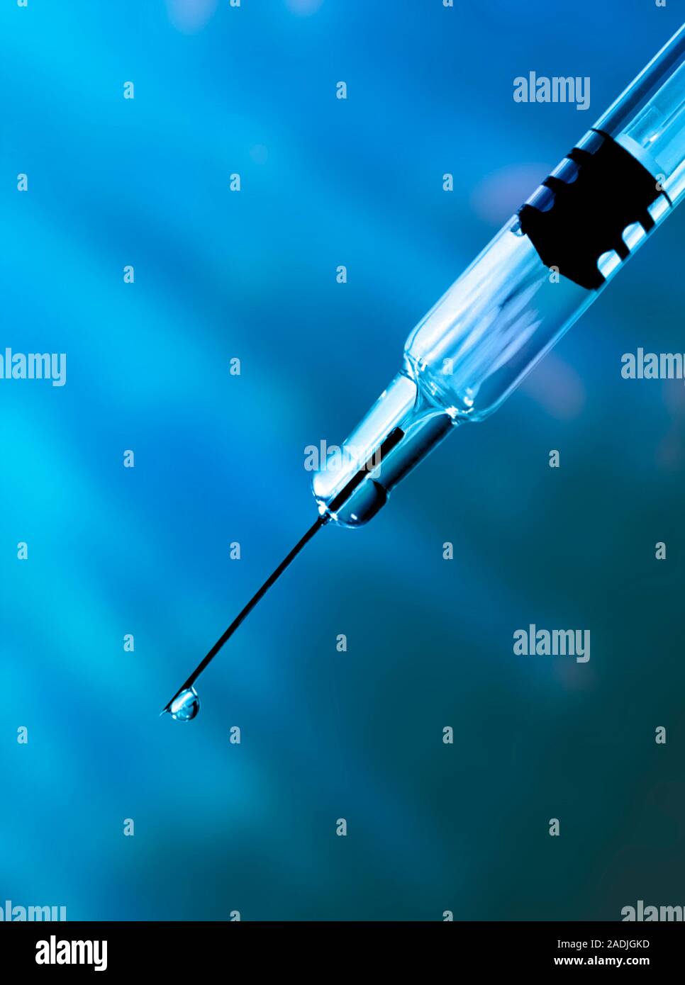 Syringe and hypodermic needle Stock Photo - Alamy