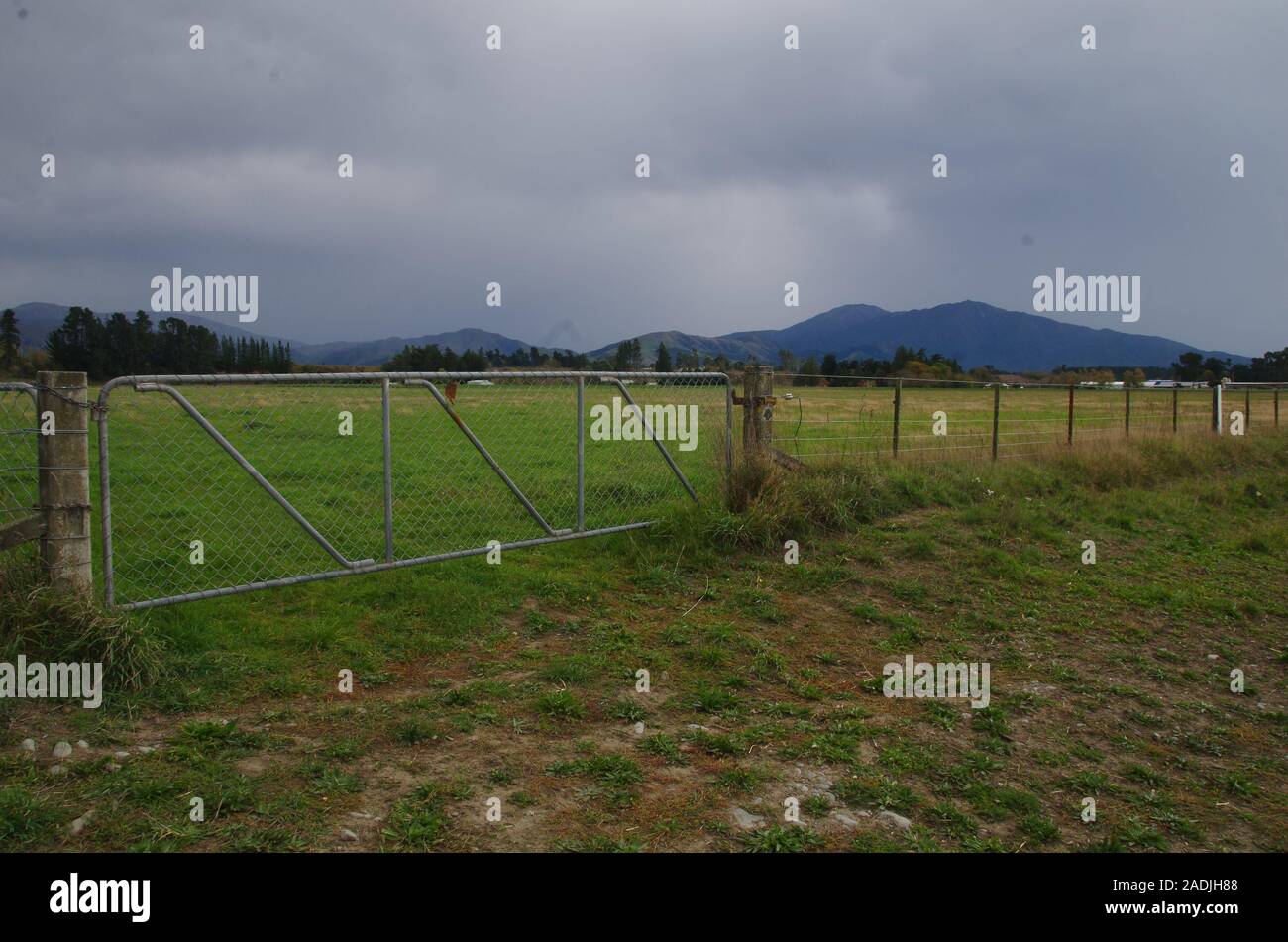 Inland Scenic Route Route 72. Te Araroa Trail. South Island. New ...
