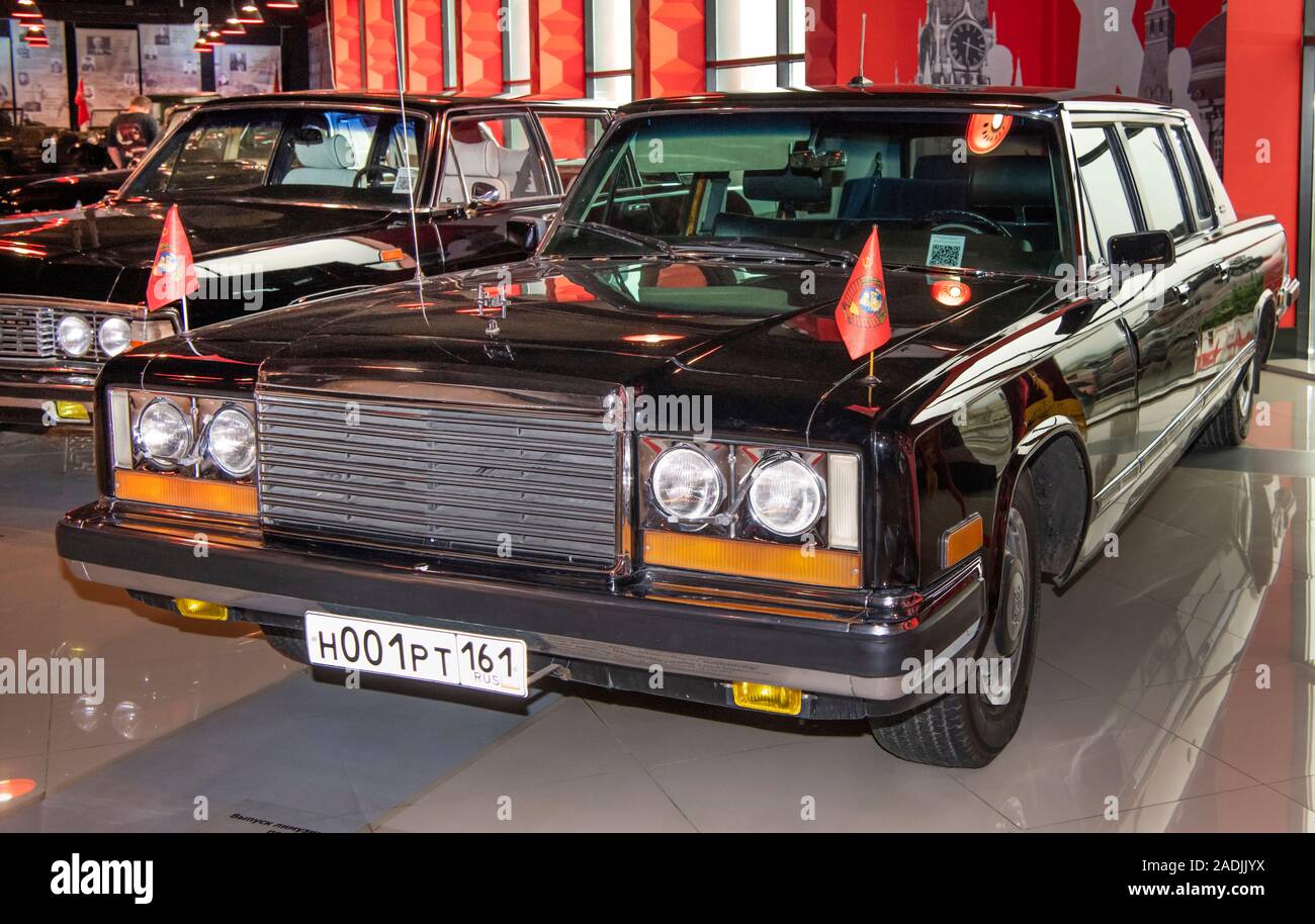 Zil 41045 hi-res stock photography and images - Alamy