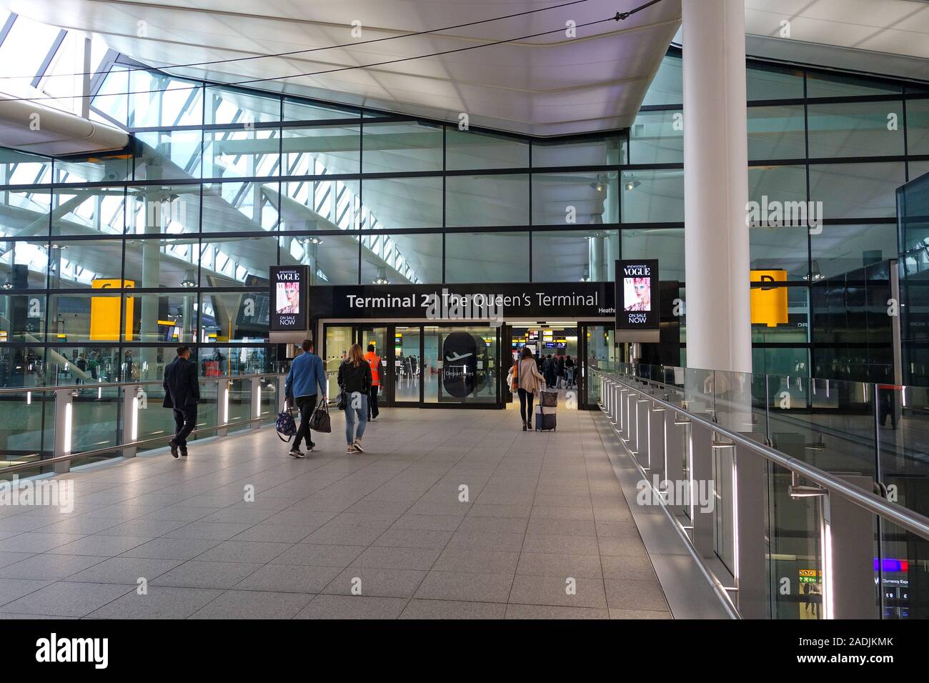 London heathrow airport entrance hi-res stock photography and images ...