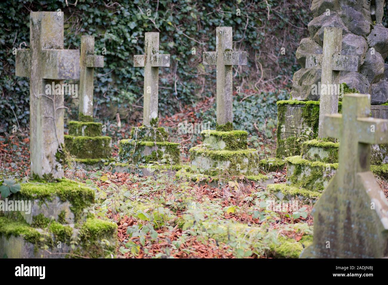 Multiple crosses in churchyard Stock Photo - Alamy
