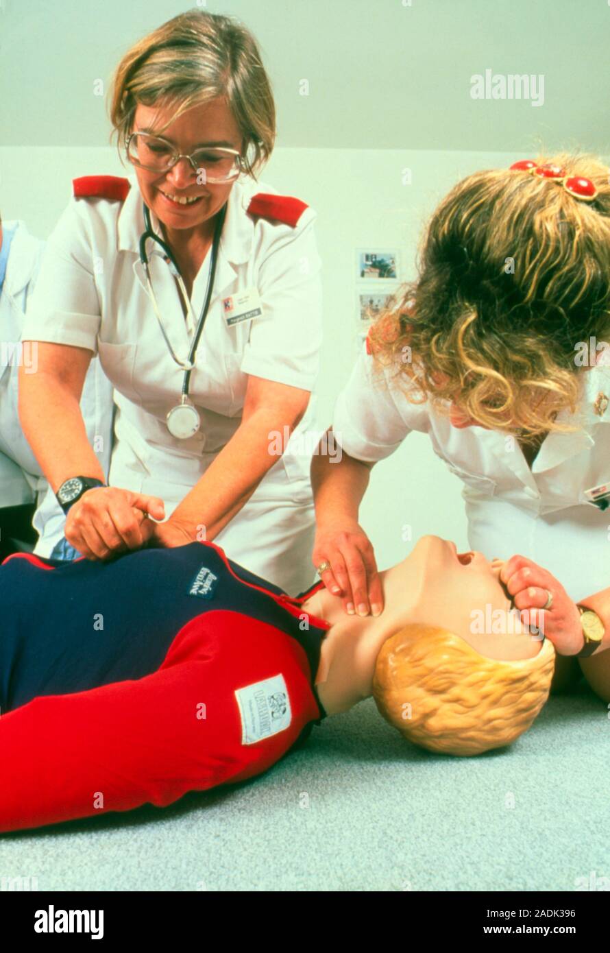 Cardiopulmonary resuscitation training. First aid cardiopulmonary ...