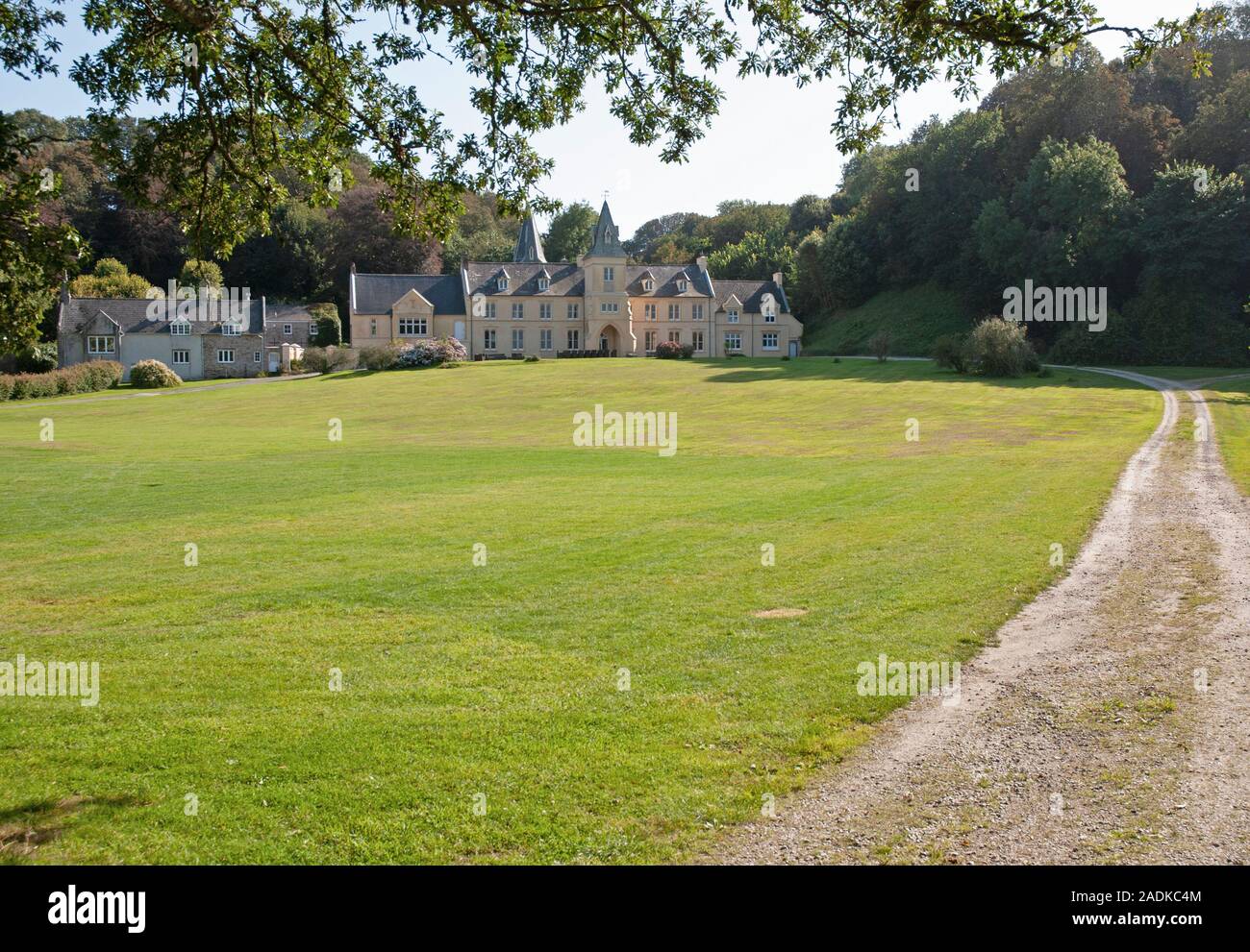England Country House Drive High Resolution Stock Photography and ...