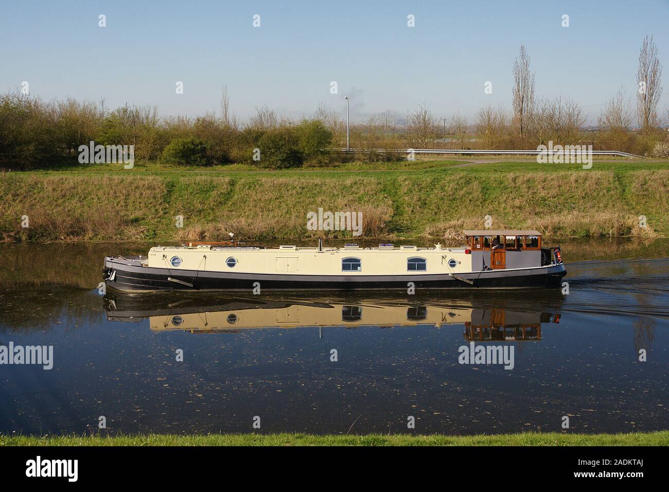 Sailing on river witham hi-res stock photography and images - Alamy