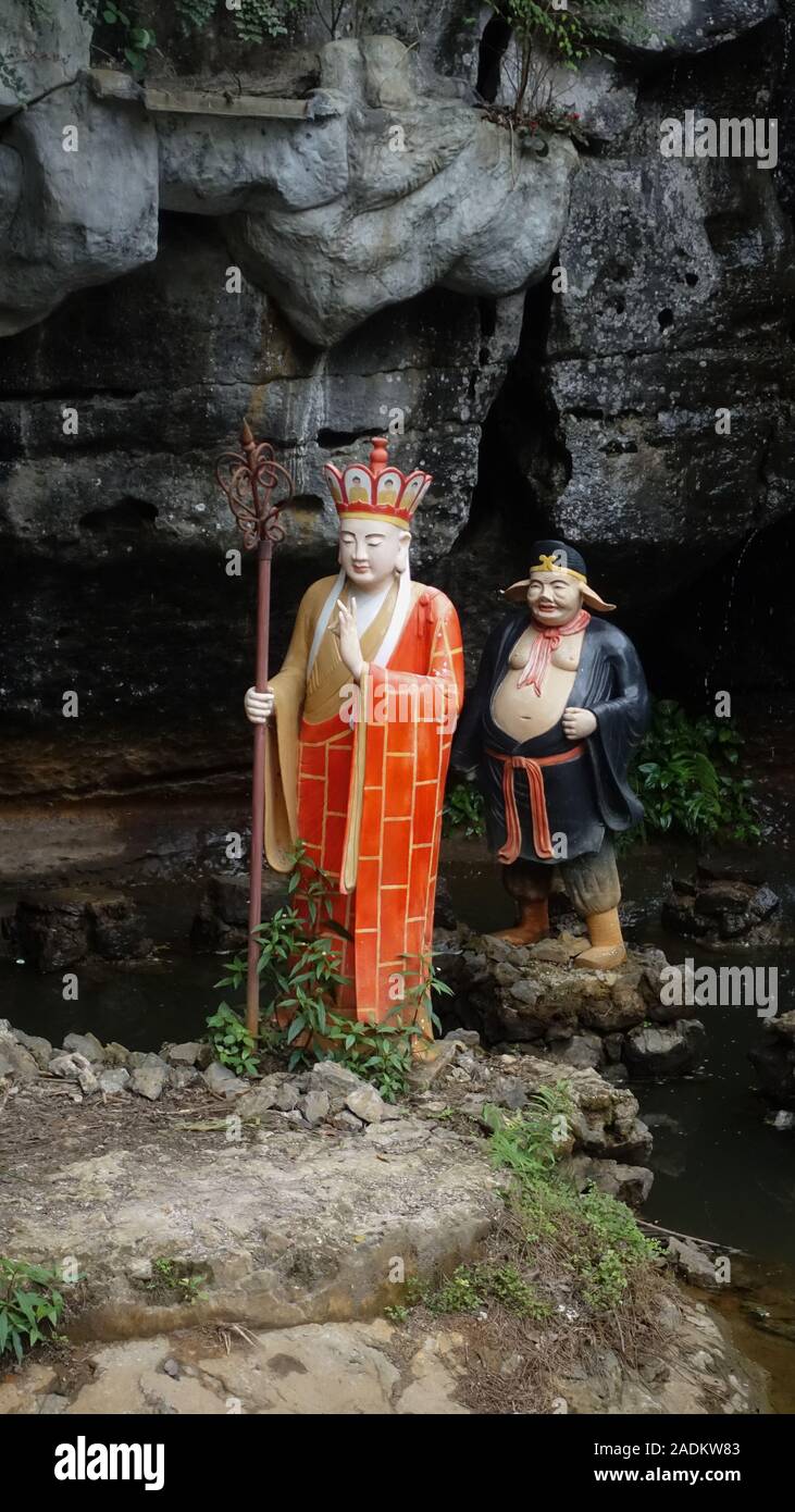 Te thien dai thanh hi-res stock photography and images - Alamy
