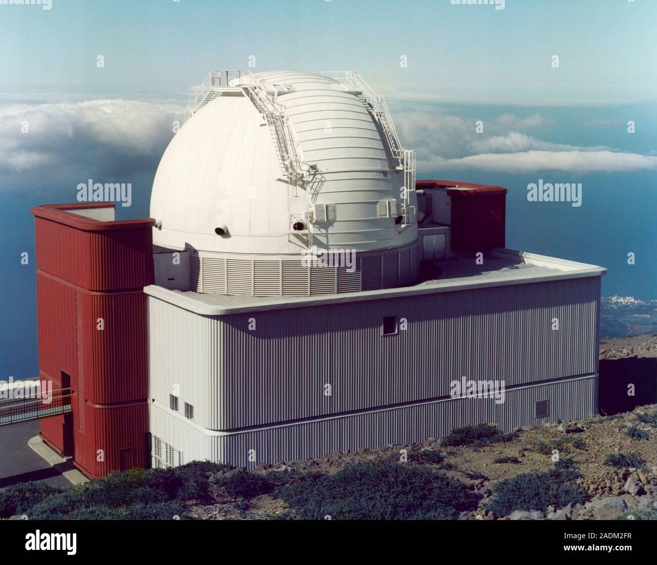 This photograph shows the building and dome which house the Royal ...