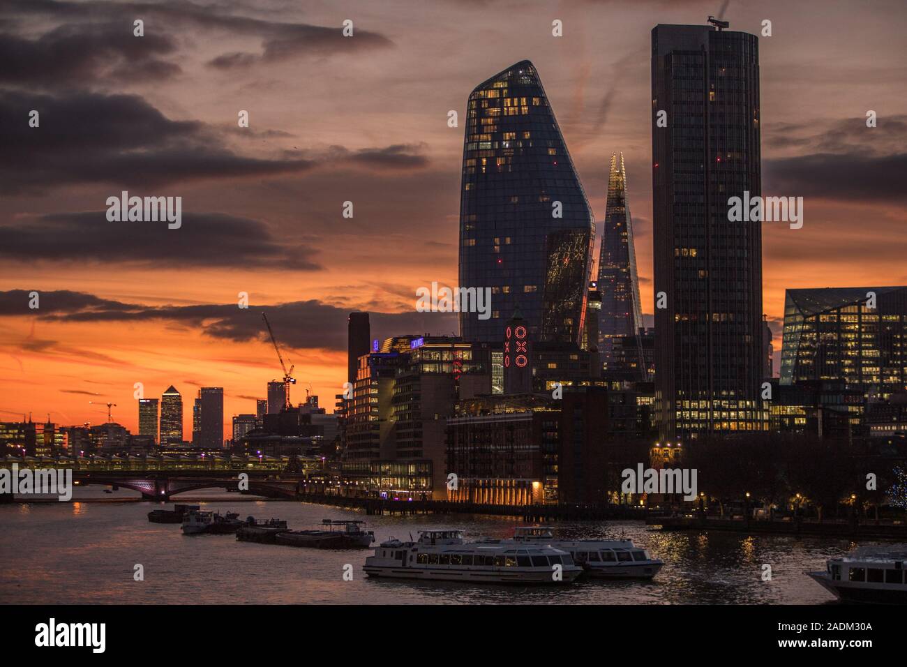 Dawn in London Stock Photo - Alamy