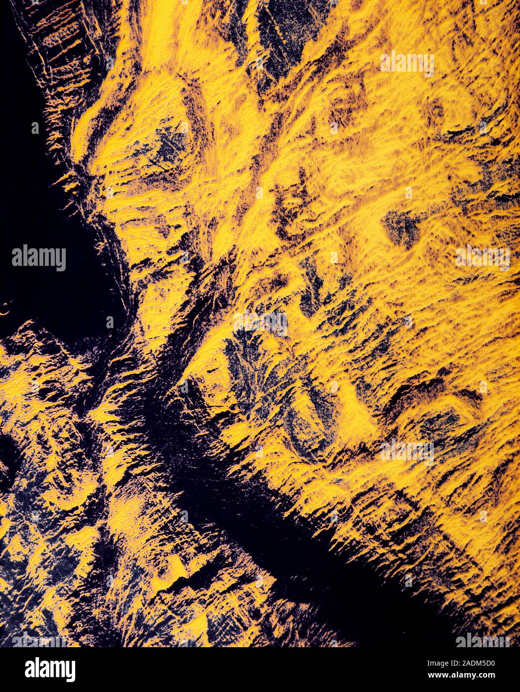 False-colour image of tectonic ridge structures on the surface of Venus ...