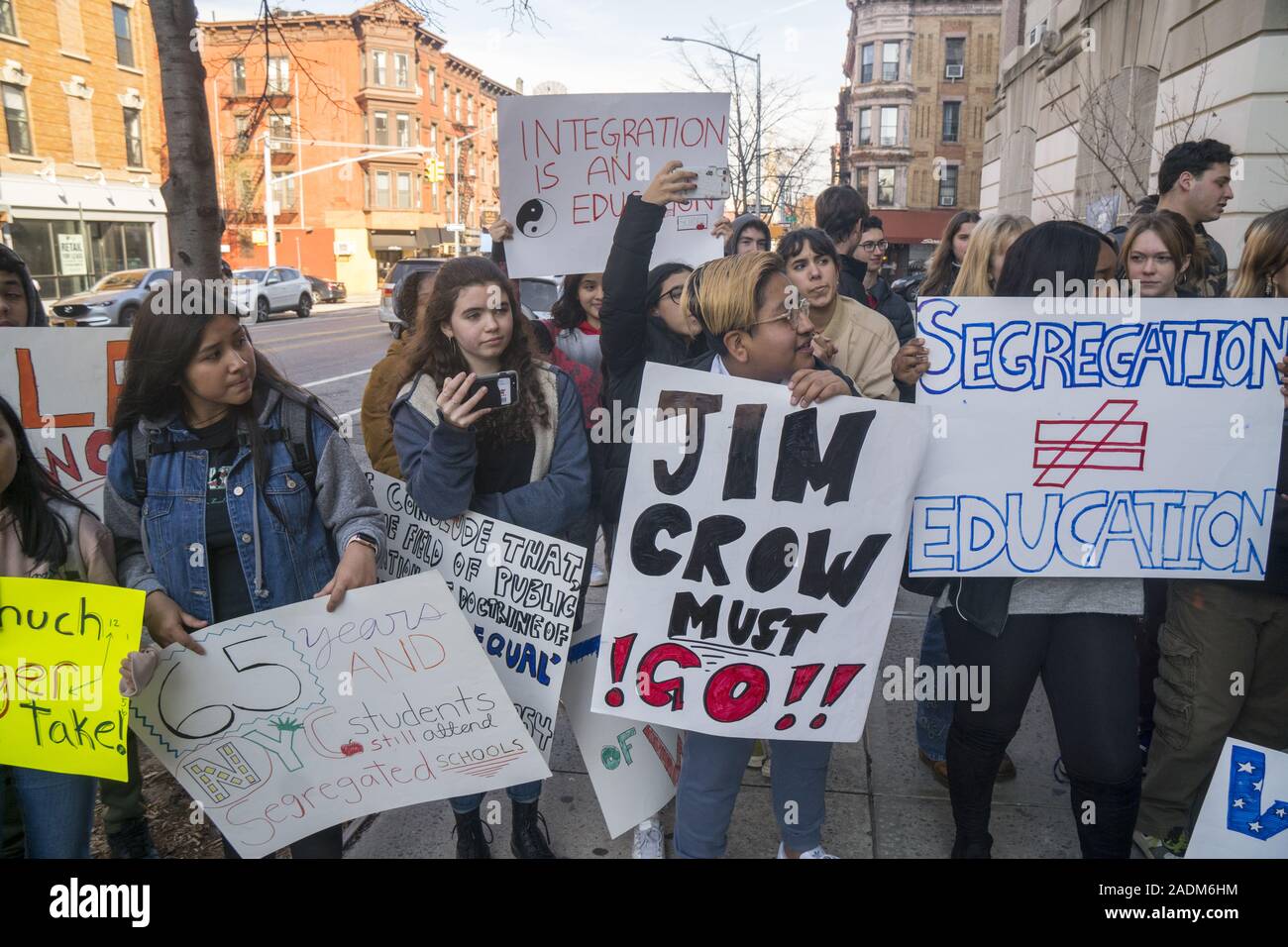Children protest segregation hi-res stock photography and images - Alamy